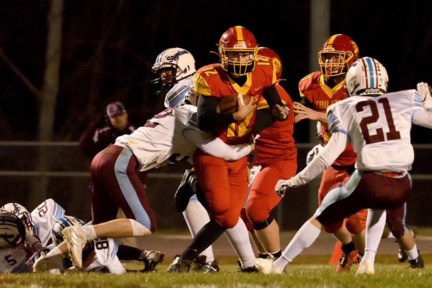 Charleston strikes quickly, often in rout of St. Joe-Ogden, 56-14 ...