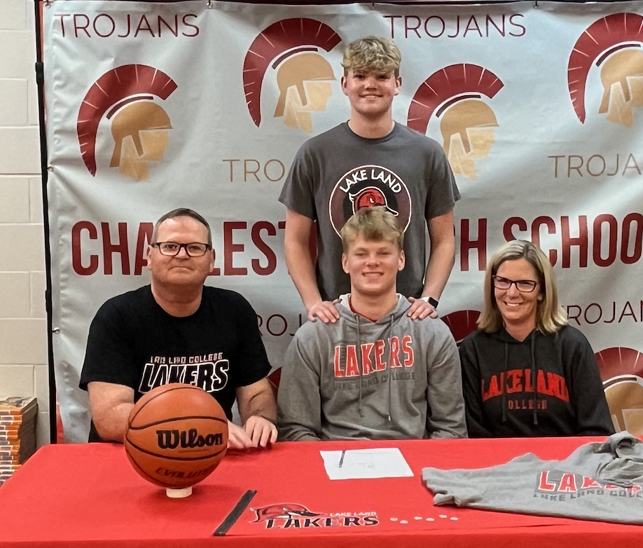 CHS’s Oakley headed to play basketball at Lake Land – Coles County Sports