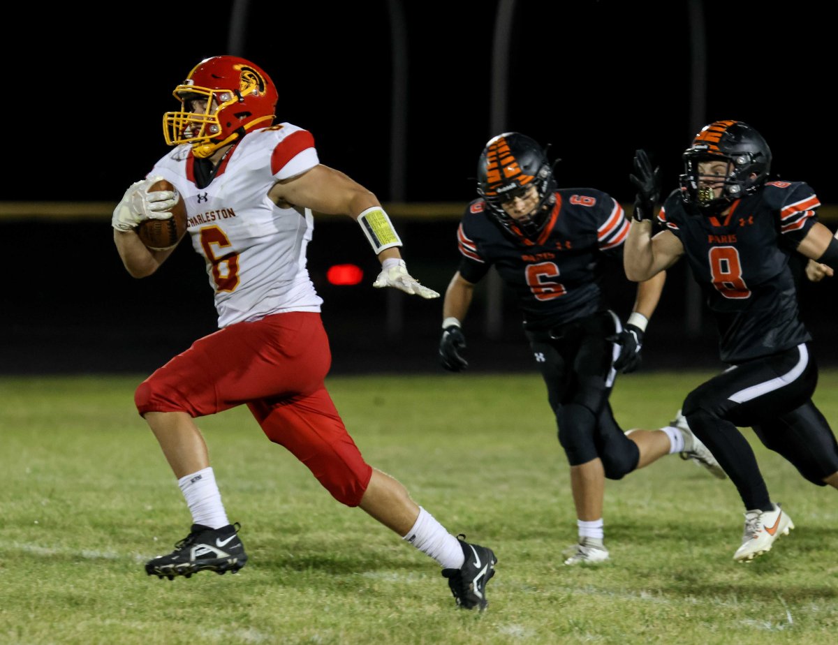 Charleston rolls over Paris, 56-20, to remain unbeaten through 2 games ...